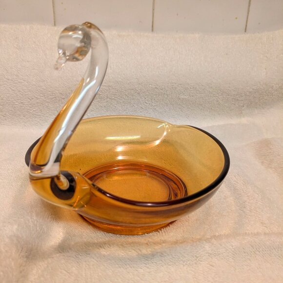 Martinsville | Dining | Vintage Martinsville Sweetheart Shaped Amber ...